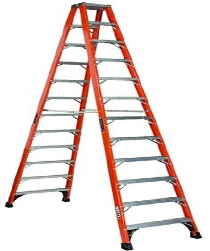 LOUISVILLE 10 FEET STEP LADDER FM 1410 HD | Safety Supply UAE